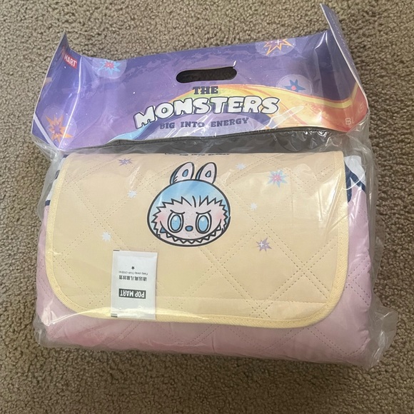 POP MART | Accessories | The Monsters Labubu Bie Picnic Blanket | Poshmark